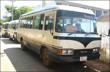 Busmen go to courts over Colombo-Jaffna route permits