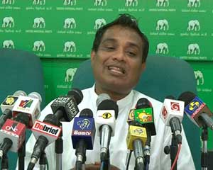 VIDEO: Niroshan Padukka challenges Grero to a debate