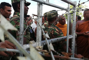 Rathana Thero visits Sharia University...