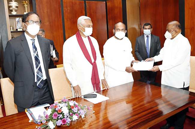 Committee report on clash in Parliament handed over to Speaker