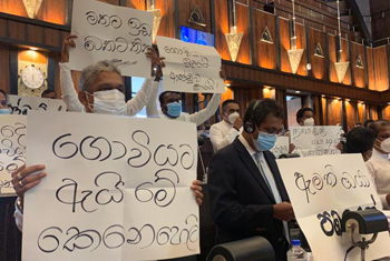SJB stages protest inside Parliament...