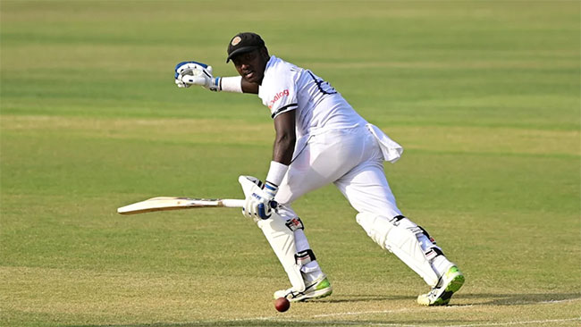 Mathews misses double ton as Sri Lanka all out for 397 Mathews misses double ton as Sri Lanka all out for 397