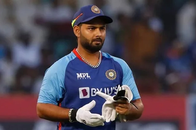 Rishabh Pant undergoes knee surgery, out of competitive cricket for 6-9 ...
