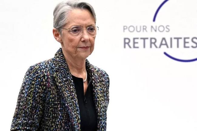 French plan to raise retirement age by two years to 64