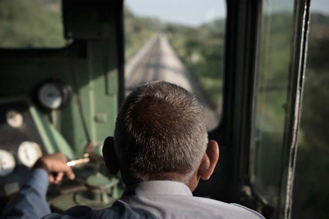 Locomotive engine operators call off trade union action