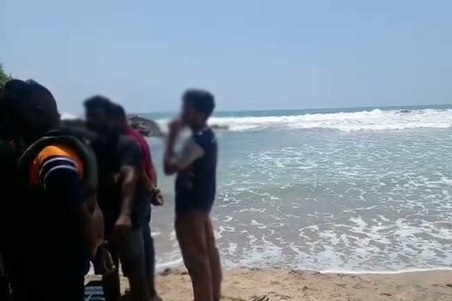 Body of teen, who drowned in seas off Matara, recovered; two remain missing