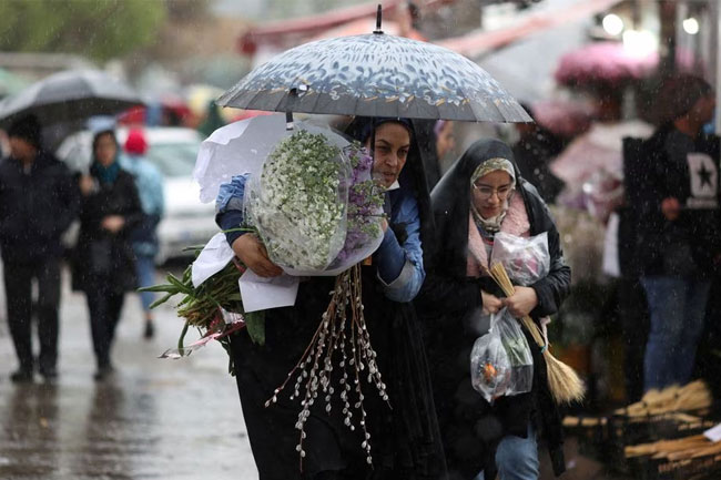 Iran Installs Cameras In Public Places To Identify Penalise Unveiled Women