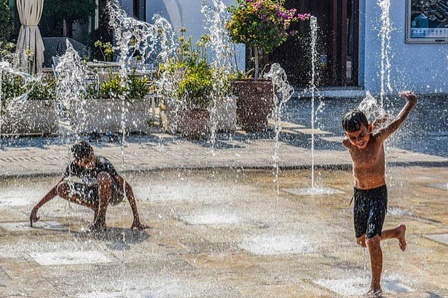 Most children in South Asia are exposed to extreme high temperatures ...