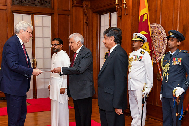 Three newly appointed diplomatic envoys present credentials to ...