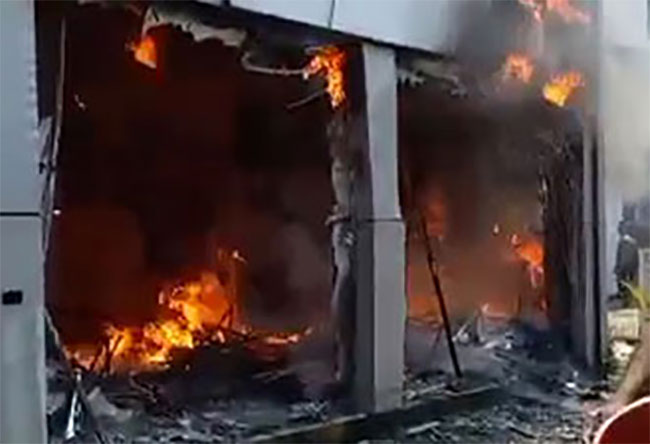 Fire breaks out opposite Dam Street Police Station; 10 fire engines ...